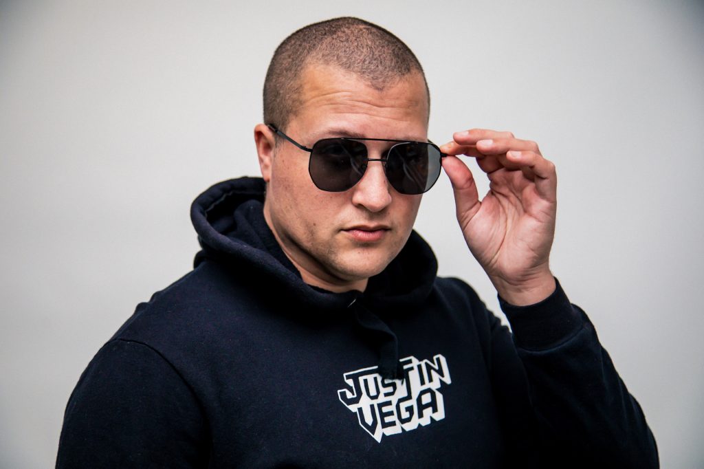 Justin Vega Taps Early B For New Summer Jam ‘Ses Jagers’ - The House Of Pop