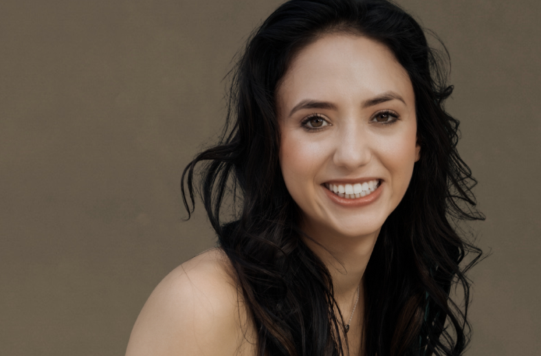 Carli J Myers Premieres 'Crumbling Gold' - An Anthem About Navigating Emotion - The House Of Pop