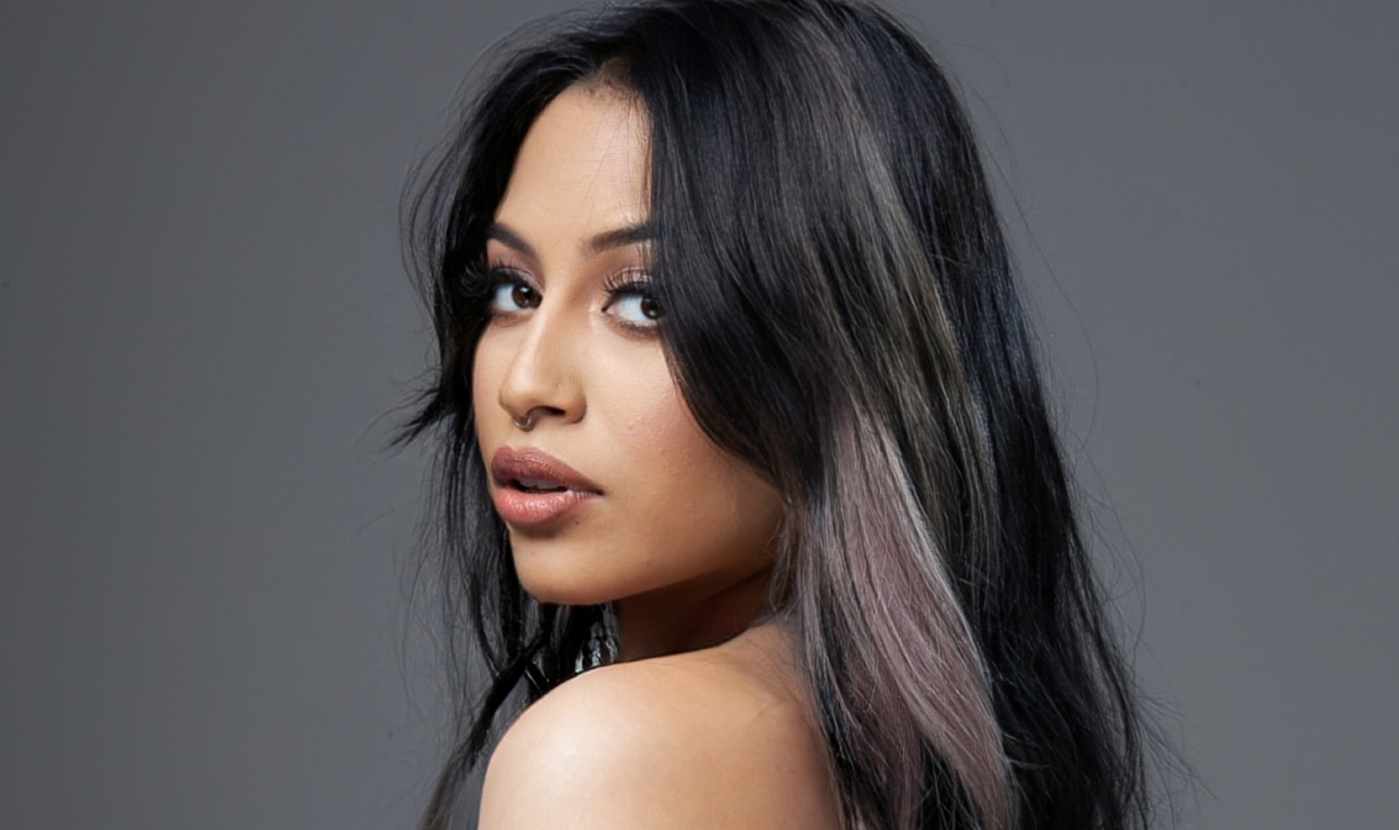 Rowlene Gets In The Christmas Spirit With New Festive EP 'Santa Baby ...